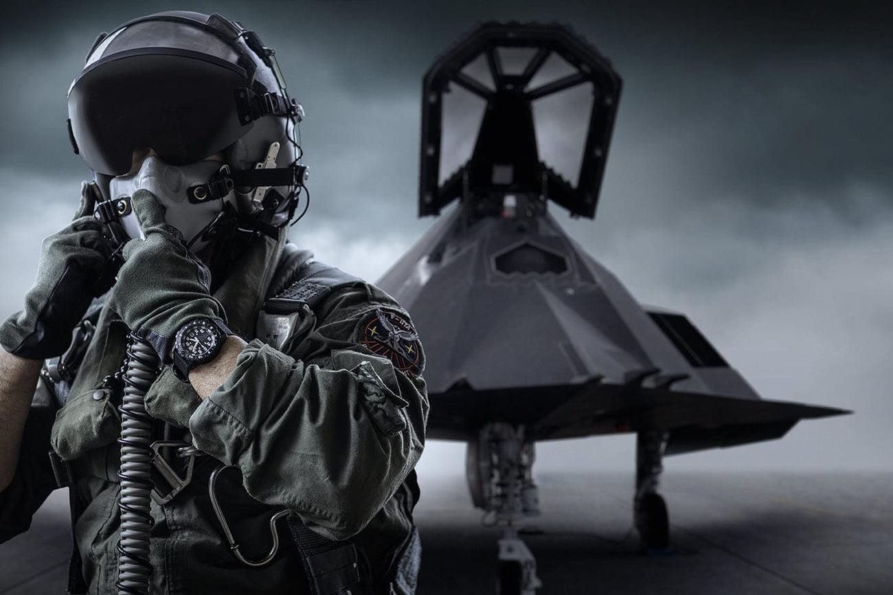 F-117 Nighthawk™ - 6440 – Luminox Watches